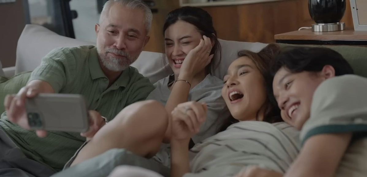 Fakta Menarik Tentang Film Mungkin Kita Butuh Waktu dalam Menyoroti ...